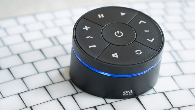 Smart Zapper: Universal-Fernbedienung mal anders | DIGITALZIMMER